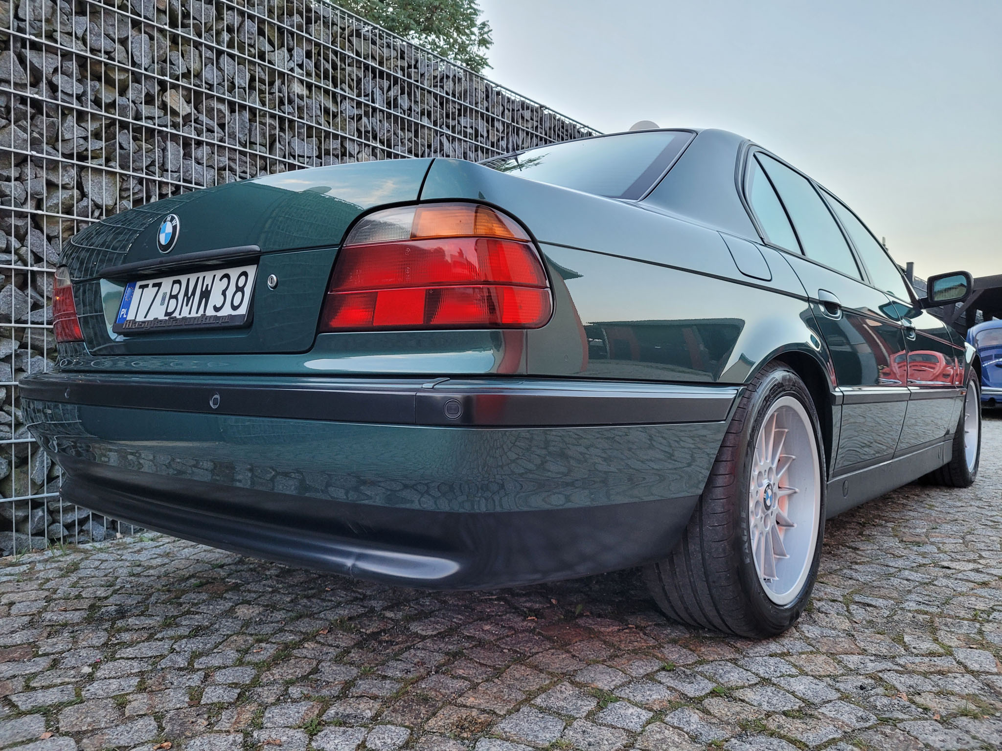 BMW 735i E38 1996 - REZERWACJA - Giełda klasyków